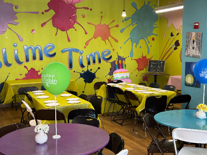 Indoor Kids Activities at Atlas Park Mall | Bee's Arts and Crafts ...